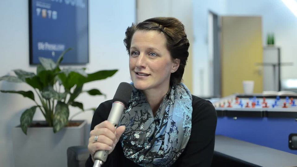 Claudia Rosenberg | stv. Leiterin Servicecenter | whatchado