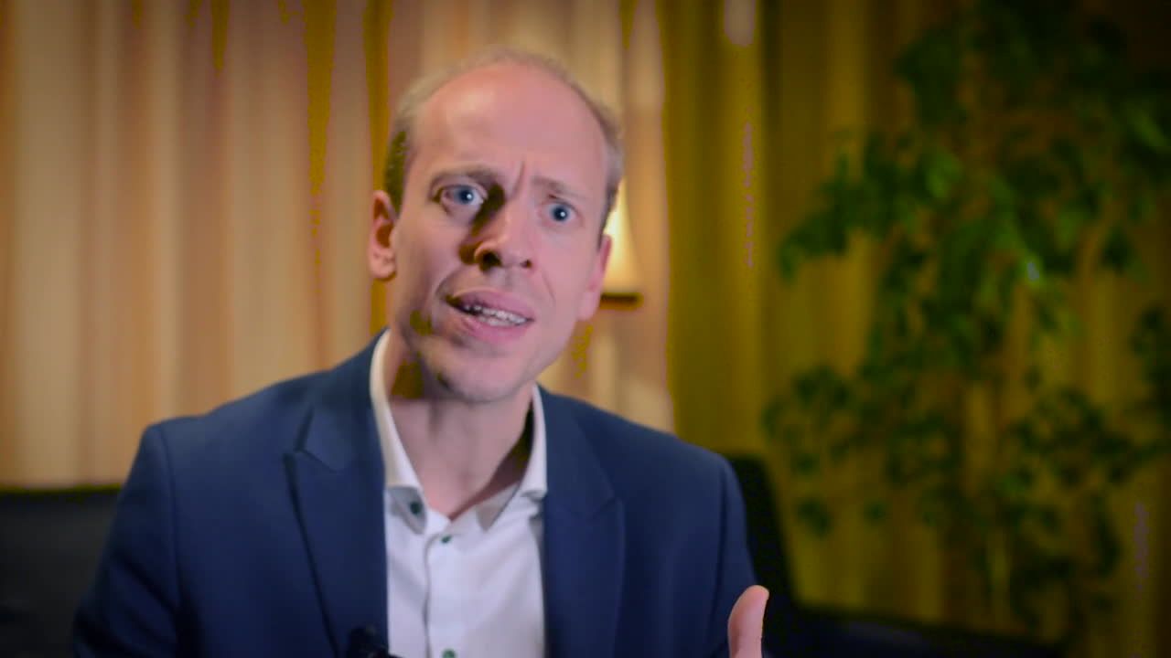 Alexander Betts | Academic Refugee Activist | whatchado